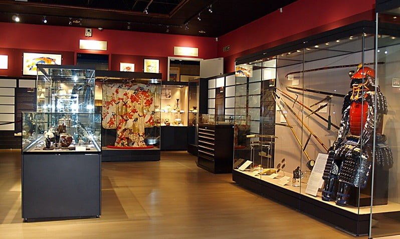 Working With Japan - ICOM UK